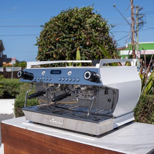 Second Hand Coffee Machines | Used coffee machines | Second Hand Coffee ...